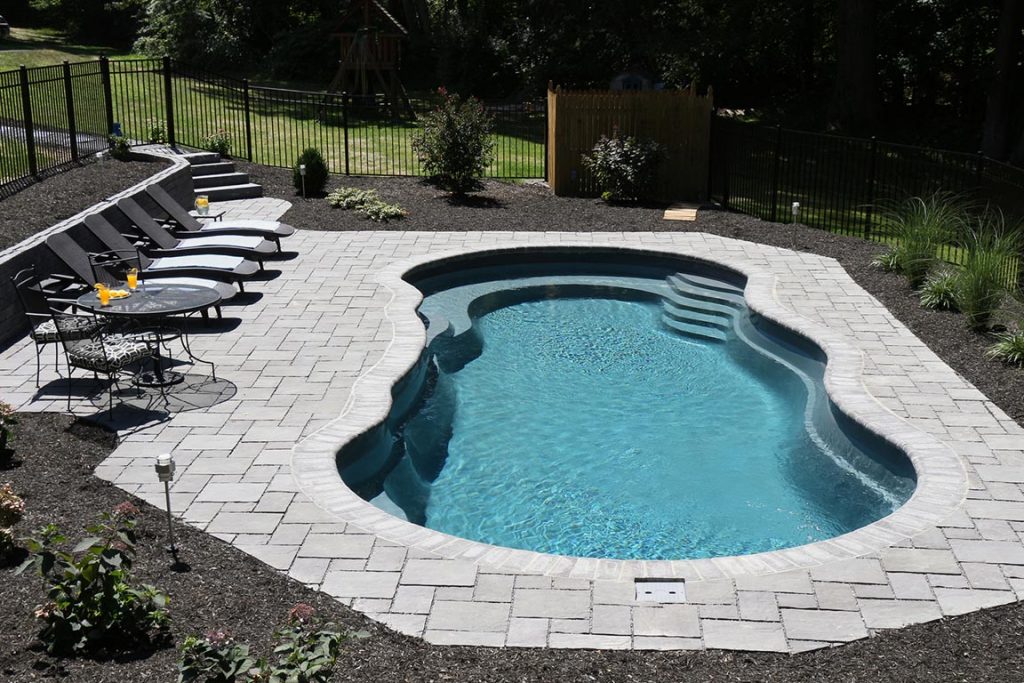 Fiberglass Pools | Tight Yards and Smaller Budgets | Cirrus Pools
